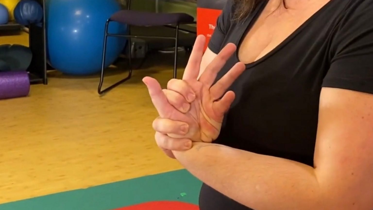 Here’s a Quick Way to Improve Wrist Strength - The Pilates Studio
